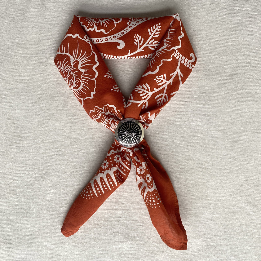 Concho Scarf Slide | Daisy – lastchancetextiles